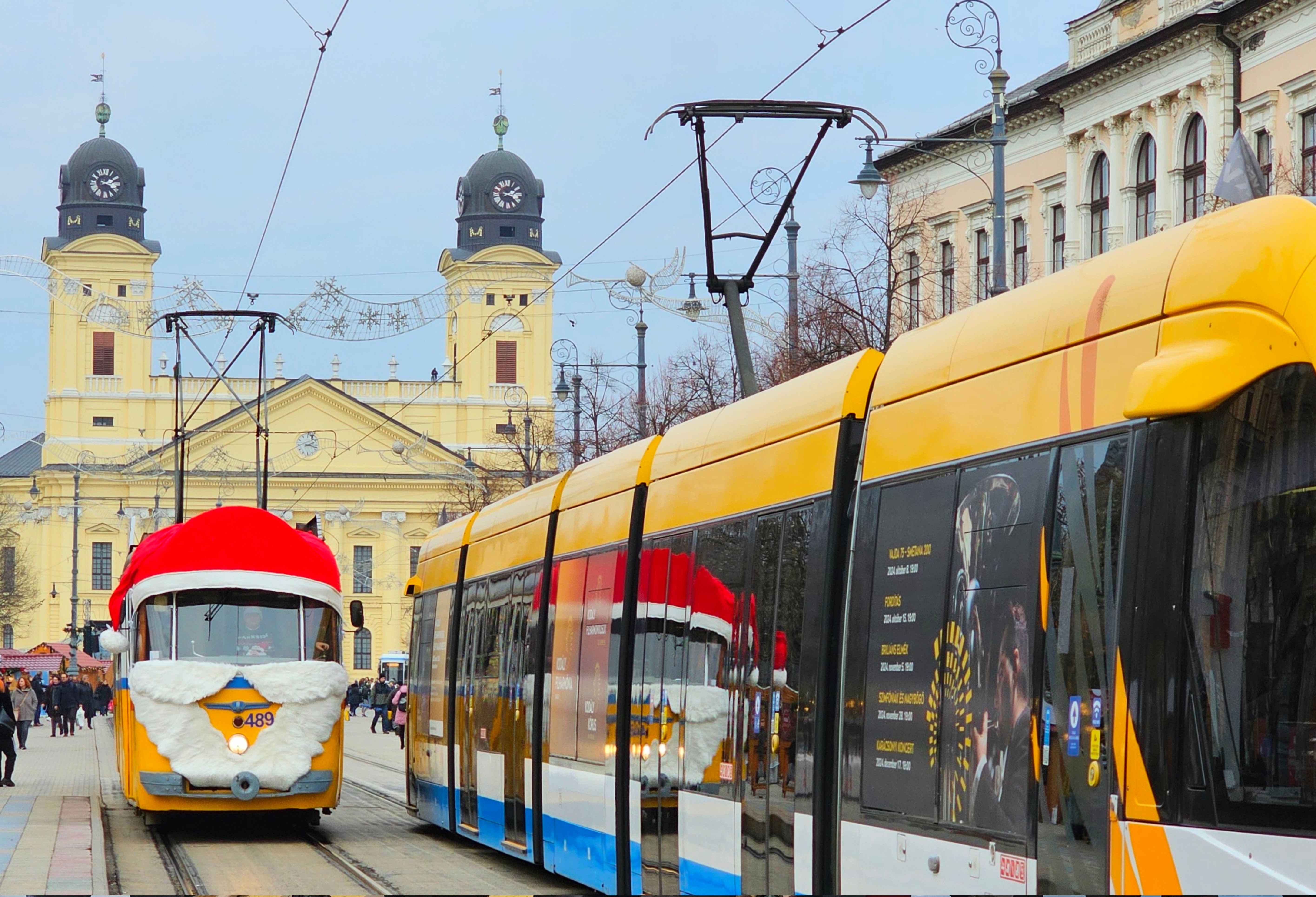 Kerisekkel a Mikulás villamoson | Hírek | Debreceni SZC Kereskedelmi és ...